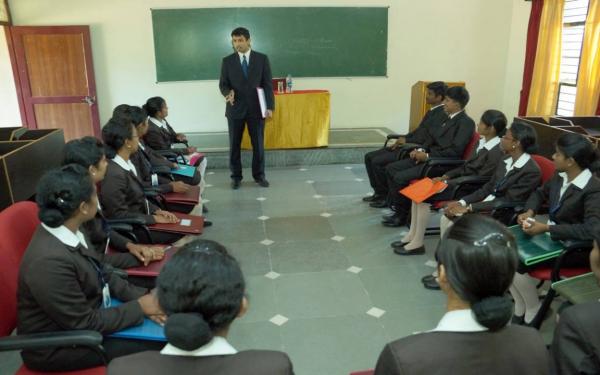 Annai Fathima College of Arts and Science , Madurai - courses, fee, cut ...